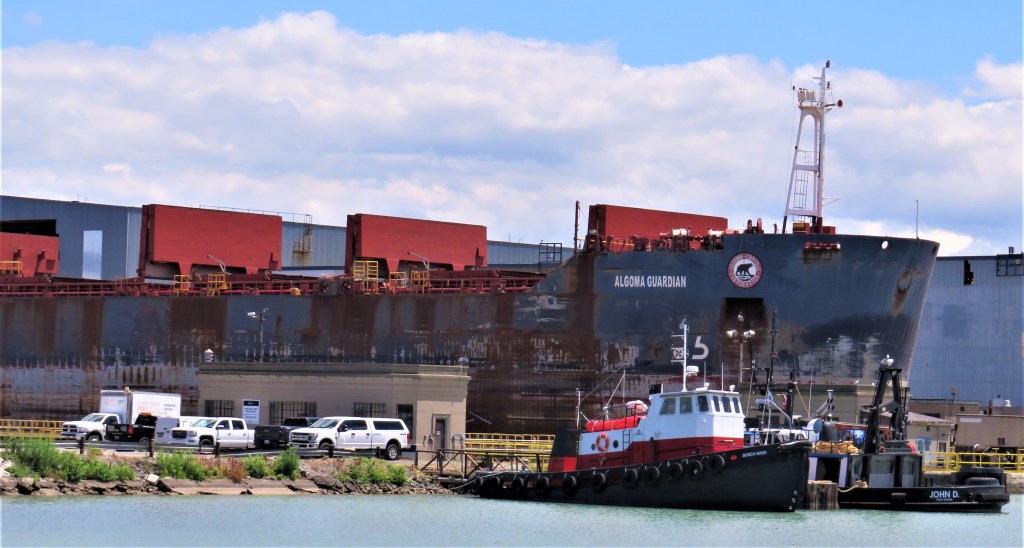 Hiking the Welland Canal, Part 6: The Welland Ship Canal from Bridge 1 ...